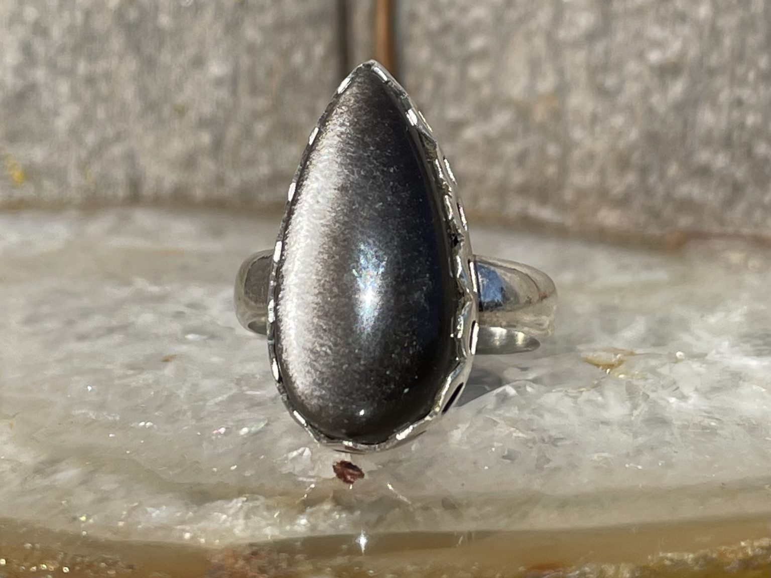 6 Crystals That Absorb Negative Energy