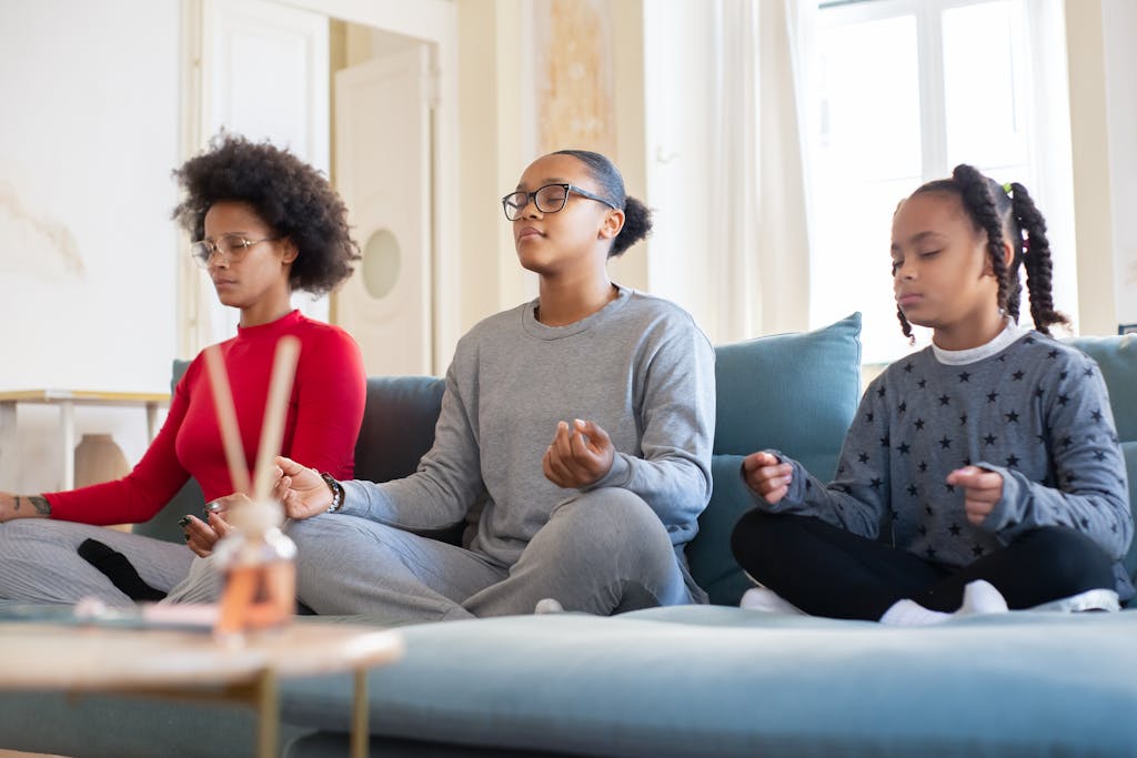10 Strong Signs You Are Raising a Psychic Child - Insight Psychics